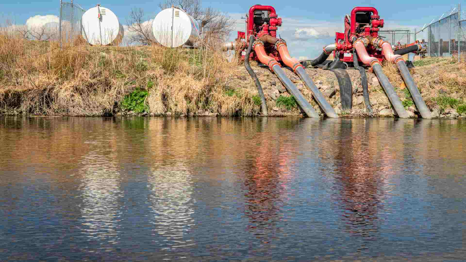 Daftar Pompa Air Tenaga Surya Terbaik untuk Pertanian - Atonergi