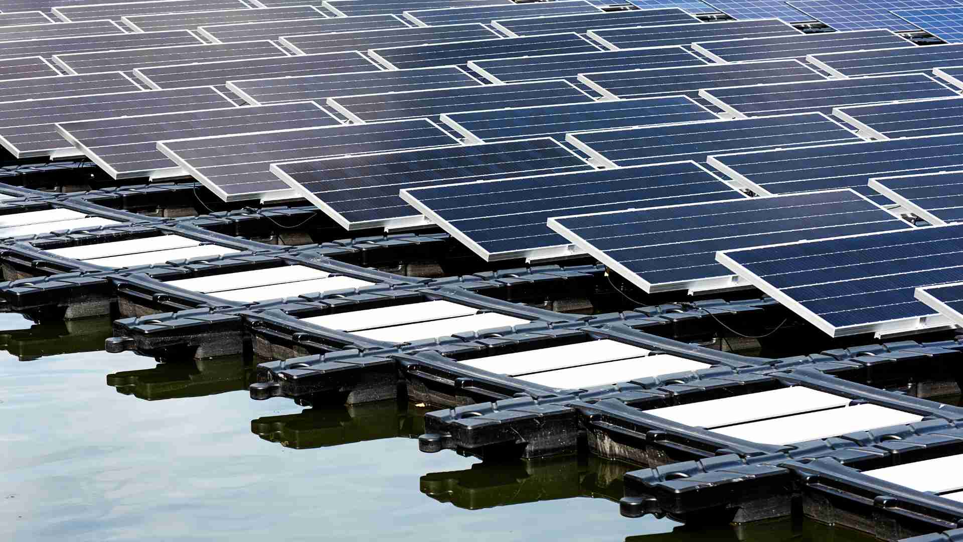 Pompa Air Permukaan Tenaga Surya - Atonergi