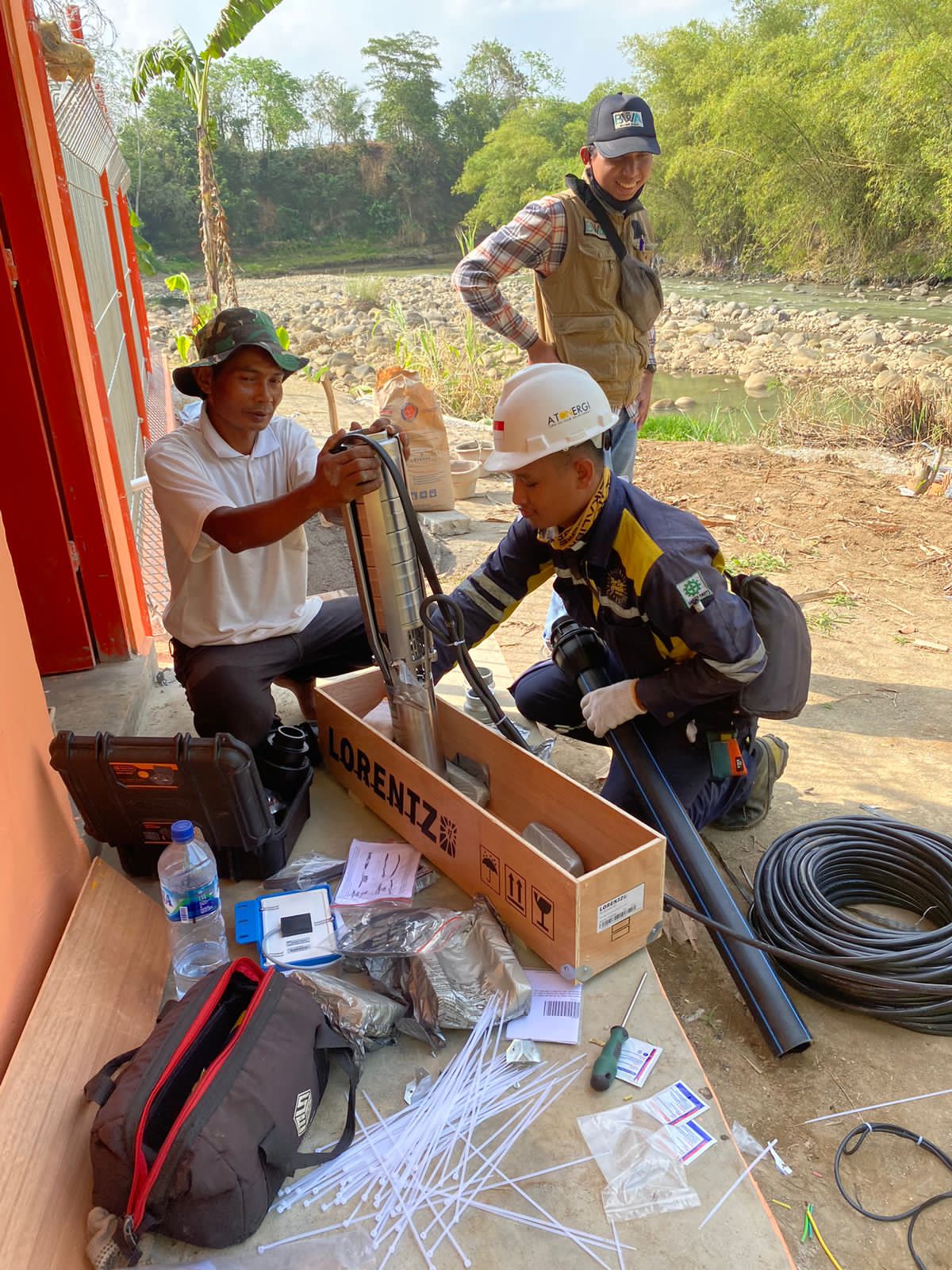 Fungsi dan Manfaat Inverter Pompa Air Surya - Atonergi